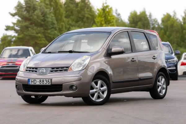 Brūns Nissan Note 2008 Jelgava, ar dzinēja tilpumu 1.60 L un nobraukumu 212 tūkst. km par 1800 €, foto 1 vietnē AUTOMOTO.COM.LV