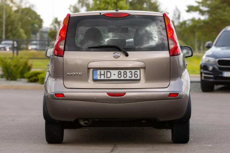 Brūns Nissan Note 2008 Jelgava, ar dzinēja tilpumu 1.60 L un nobraukumu 212 tūkst. km par 1800 €, foto 6 vietnē AUTOMOTO.COM.LV