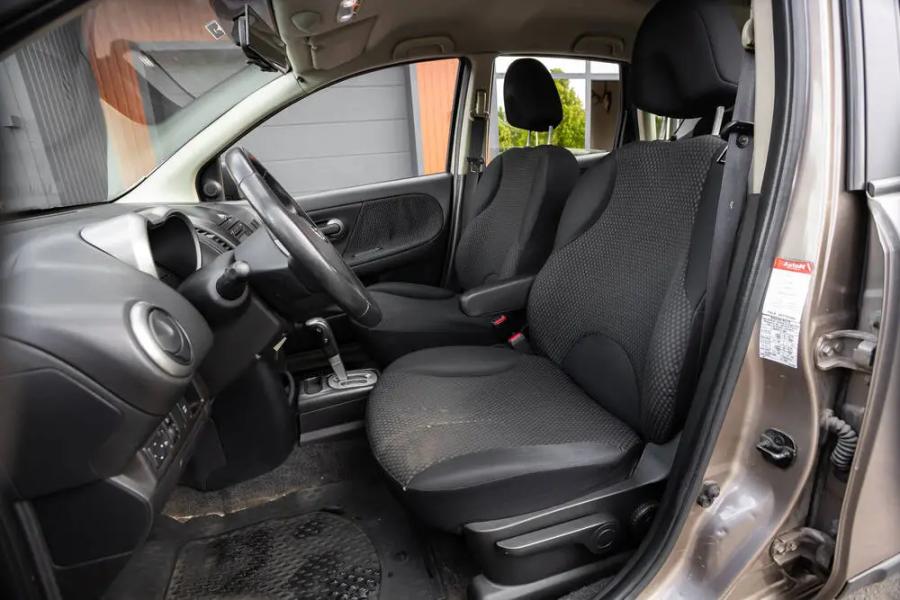 Brūns Nissan Note 2008 Jelgava, ar dzinēja tilpumu 1.60 L un nobraukumu 212 tūkst. km par 1800 €, foto 8 vietnē AUTOMOTO.COM.LV