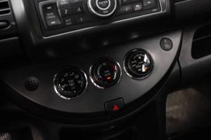 Brūns Nissan Note 2008 Jelgava, ar dzinēja tilpumu 1.60 L un nobraukumu 212 tūkst. km par 1800 €, foto 13 vietnē AUTOMOTO.COM.LV