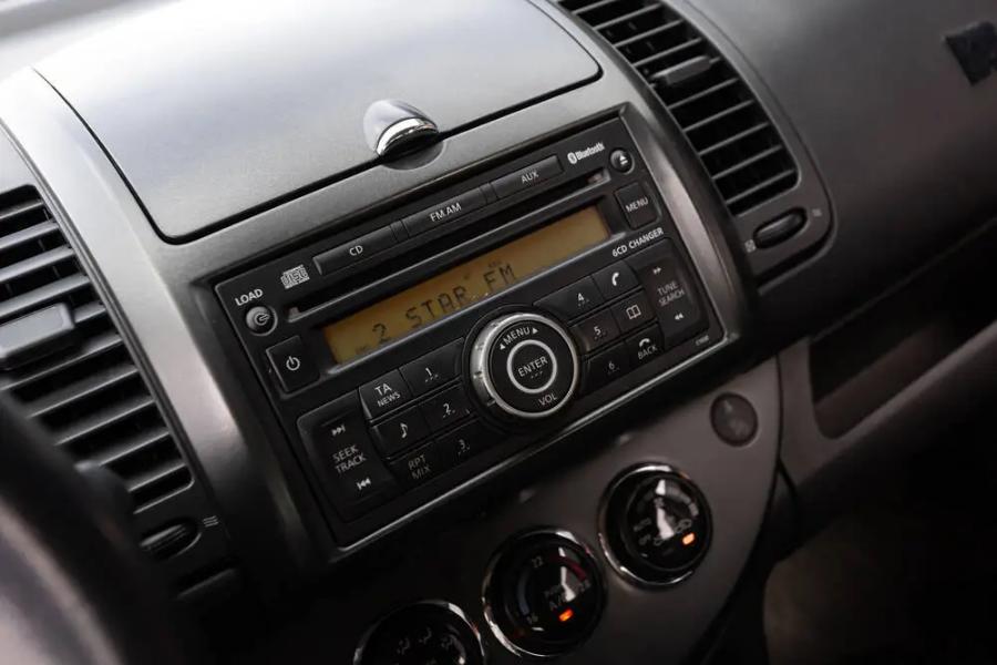 Brūns Nissan Note 2008 Jelgava, ar dzinēja tilpumu 1.60 L un nobraukumu 212 tūkst. km par 1800 €, foto 14 vietnē AUTOMOTO.COM.LV