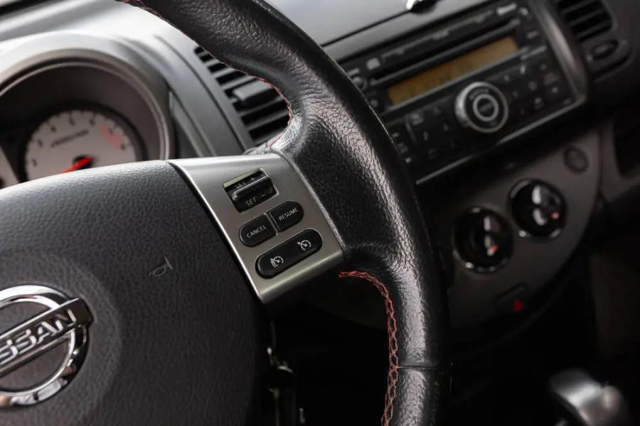 Brūns Nissan Note 2008 Jelgava, ar dzinēja tilpumu 1.60 L un nobraukumu 212 tūkst. km par 1800 €, foto 15 vietnē AUTOMOTO.COM.LV