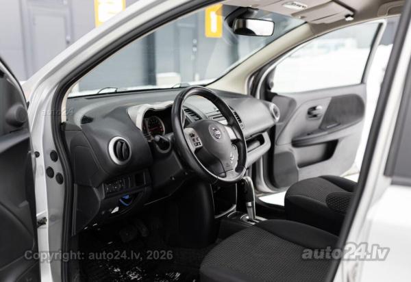 Pelēks Nissan Note 2006 Tallina, ar dzinēja tilpumu 1.60 L un nobraukumu 214 tūkst. km par 2599 €, foto 8 vietnē AUTOMOTO.COM.LV