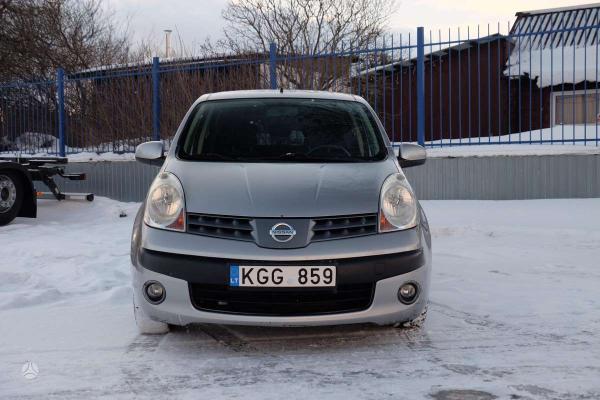 Grey Nissan Note 2006 in Vilnius, with an engine capacity of 1.60 L and mileage of 177 thousand km for 2600 €, photo 2 on AUTOMOTO.COM.LV