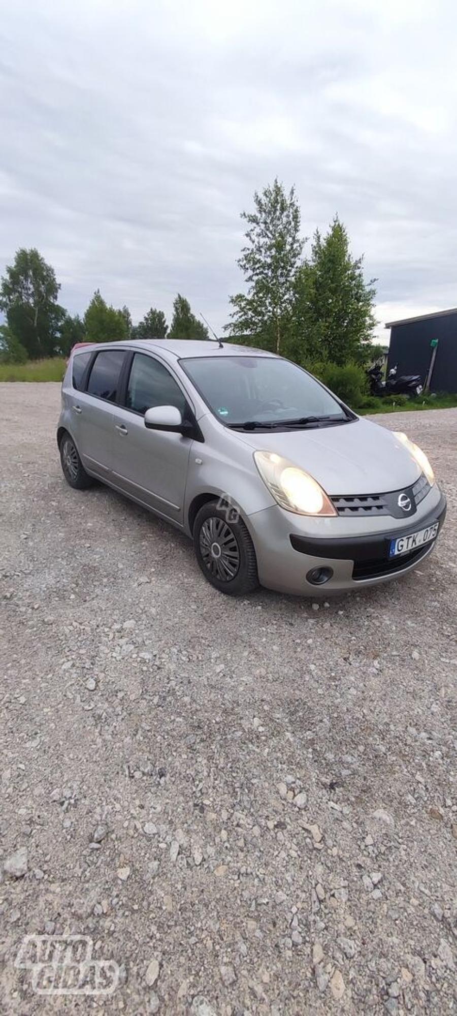Grey Nissan Note 2006 in Vilnius, with an engine capacity of 1.50 L and mileage of 273 thousand km for 1650 €, photo 3 on AUTOMOTO.COM.LV