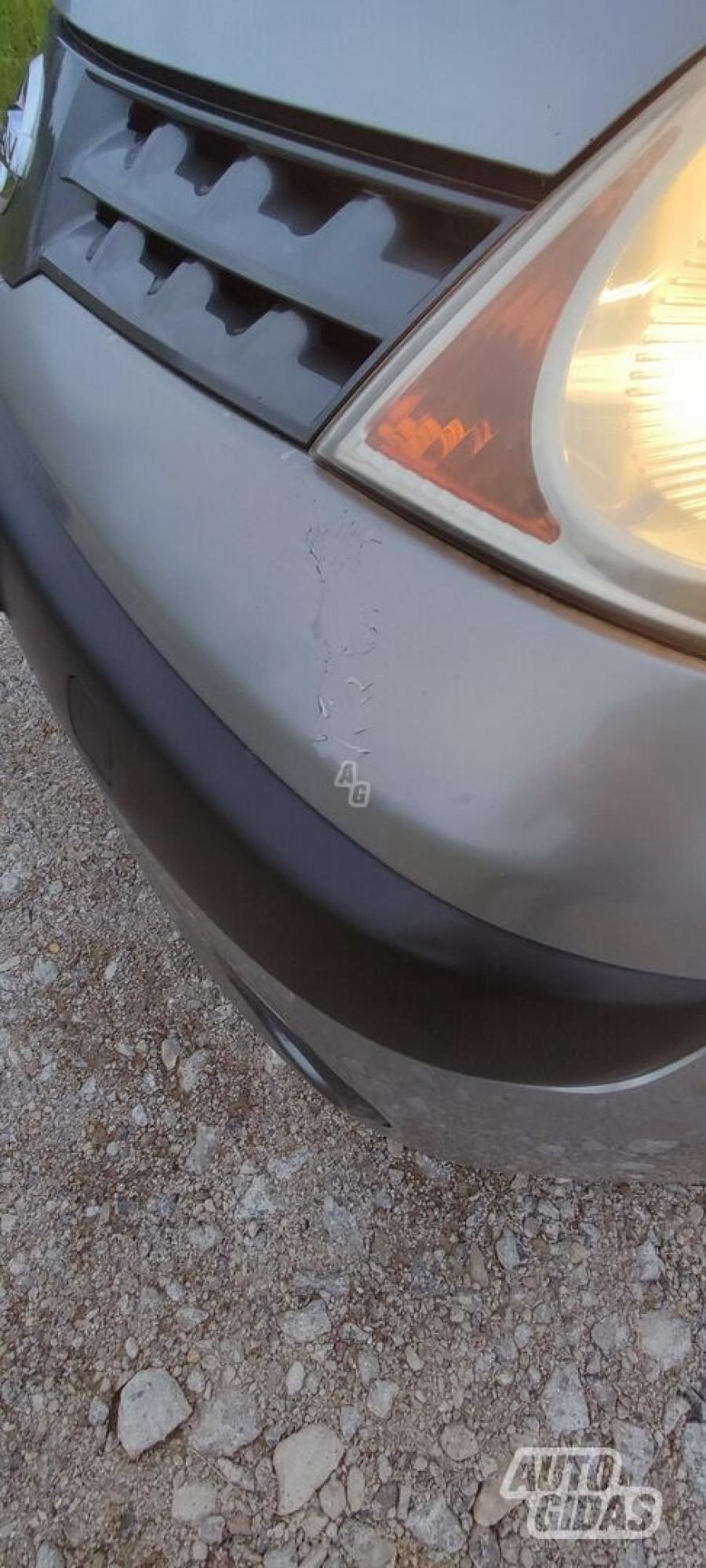 Grey Nissan Note 2006 in Vilnius, with an engine capacity of 1.50 L and mileage of 273 thousand km for 1650 €, photo 6 on AUTOMOTO.COM.LV