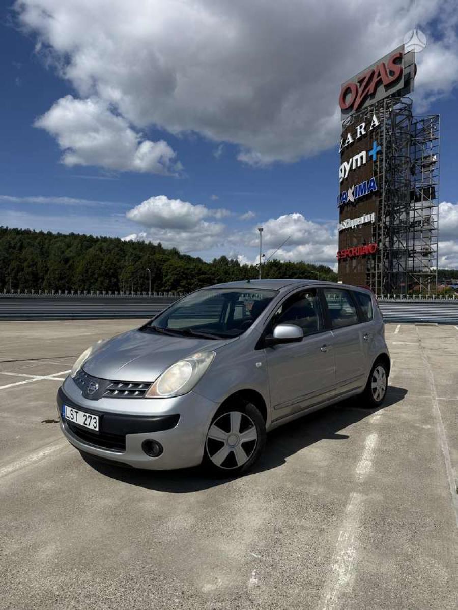 Grey Nissan Note 2006 in Vilnius, with an engine capacity of 1.60 L and mileage of 106 thousand km for 3400 €, photo 1 on AUTOMOTO.COM.LV