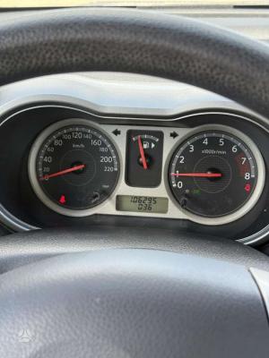 Grey Nissan Note 2006 in Vilnius, with an engine capacity of 1.60 L and mileage of 106 thousand km for 3400 €, photo 11 on AUTOMOTO.COM.LV