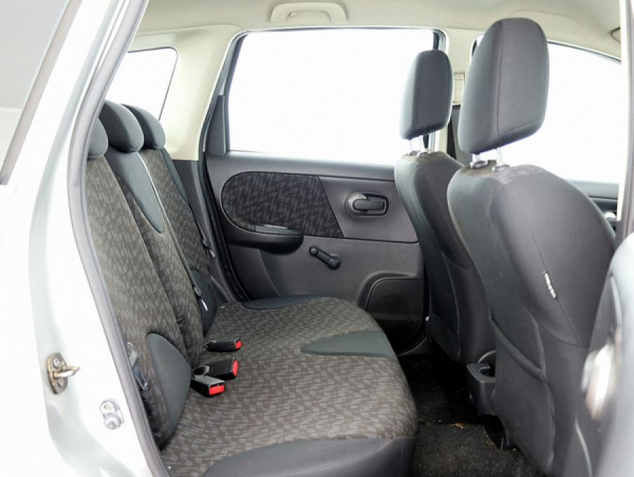 Grey Nissan Note 2006 in Tallinn, with an engine capacity of 1.40 L and mileage of 136 thousand km for 799 €, photo 8 on AUTOMOTO.COM.LV