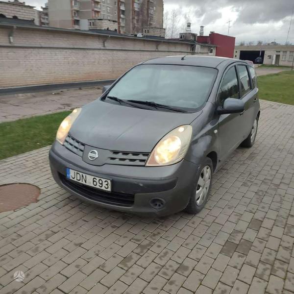 Pelēks Nissan Note 2006 Kauņa, ar dzinēja tilpumu 1.46 L un nobraukumu 260 tūkst. km par 1000 €, foto 3 vietnē AUTOMOTO.COM.LV