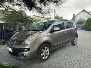 Ниссан Ноут 2006 в Вильнюс на AUTOMOTO.COM.LV Серый Ниссан Ноут 2006 в Вильнюс, объемом двигателя 1.50 л и пробегом 245 тыс. км за 1500 €, фото 1 на AUTOMOTO.COM.LV