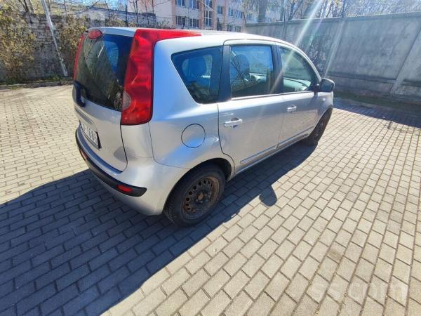 Pelēks Nissan Note 2007 Rīga, ar dzinēja tilpumu 1.40 L un nobraukumu 225 tūkst. km par 1400 €, foto 1 vietnē AUTOMOTO.COM.LV