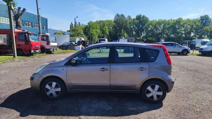 Pelēks Nissan Note 2007 Klaipėda, ar dzinēja tilpumu 1.46 L un nobraukumu 287 tūkst. km par 900 €, foto 3 vietnē AUTOMOTO.COM.LV