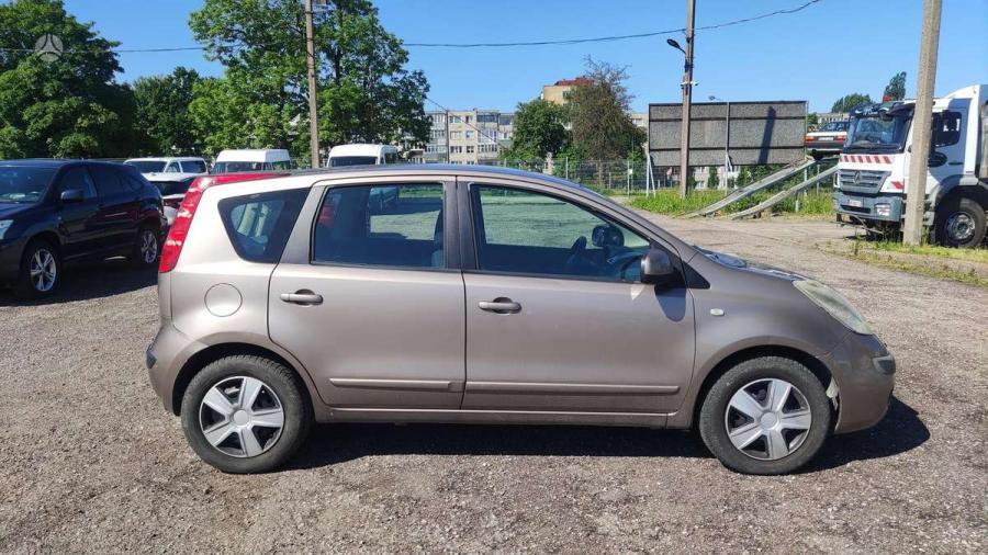 Pelēks Nissan Note 2007 Klaipėda, ar dzinēja tilpumu 1.46 L un nobraukumu 287 tūkst. km par 900 €, foto 7 vietnē AUTOMOTO.COM.LV
