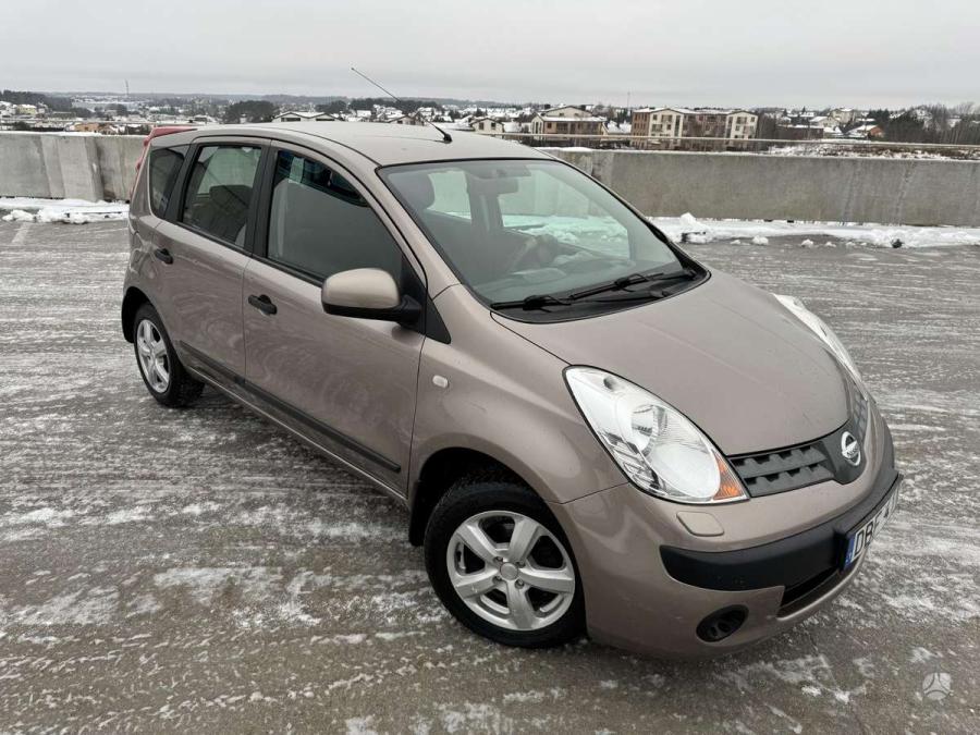 Pelēks Nissan Note 2008 Viļņa, ar dzinēja tilpumu 1.60 L un nobraukumu 150 tūkst. km par 3100 €, foto 10 vietnē AUTOMOTO.COM.LV