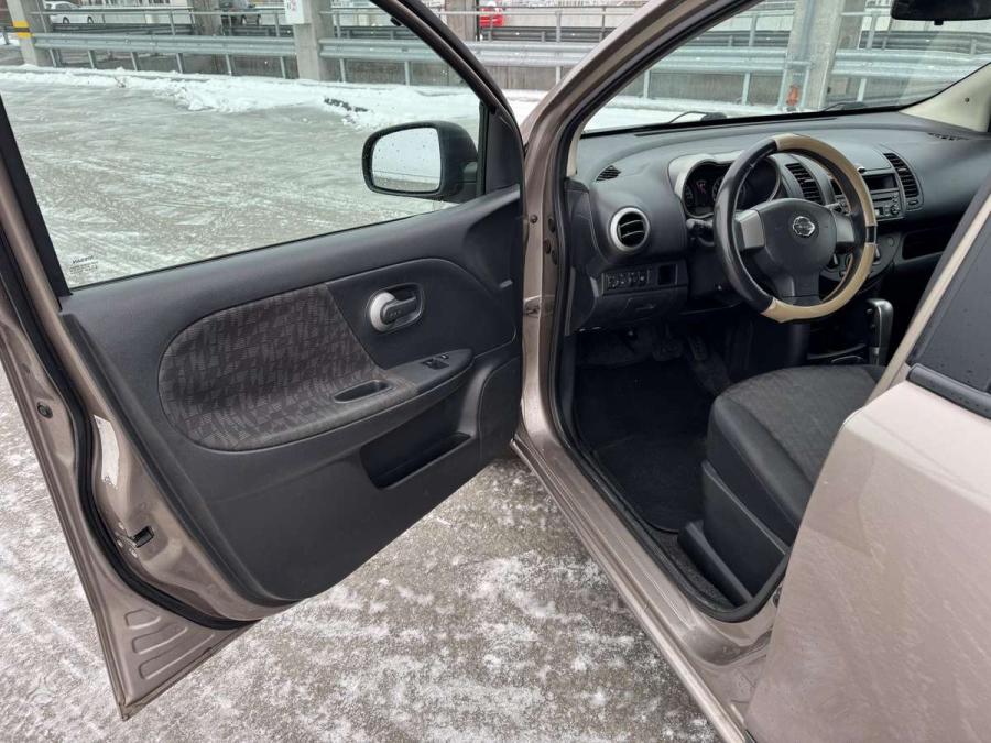 Pelēks Nissan Note 2008 Viļņa, ar dzinēja tilpumu 1.60 L un nobraukumu 150 tūkst. km par 3100 €, foto 12 vietnē AUTOMOTO.COM.LV