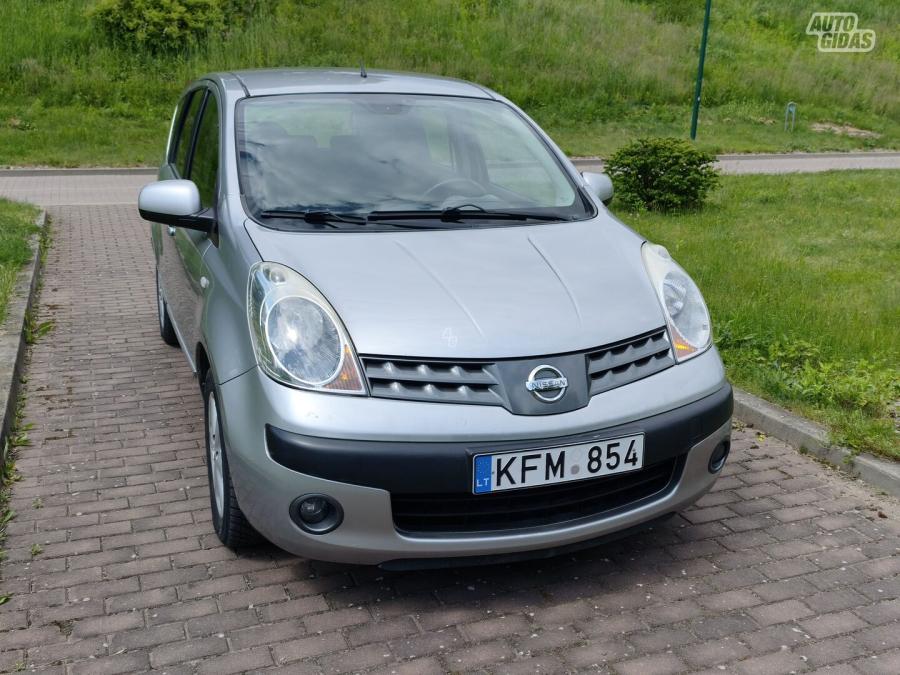 Grey Nissan Note 2008 in Alytus, with an engine capacity of 1.50 L and mileage of 369 thousand km for 1500 €, photo 1 on AUTOMOTO.COM.LV