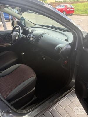 Grey Nissan Note 2008 in Vilnius, with an engine capacity of 1.50 L and mileage of 175 thousand km for 1799 €, photo 5 on AUTOMOTO.COM.LV