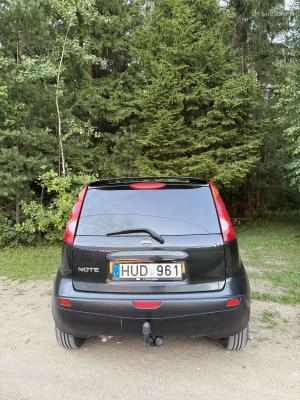 Grey Nissan Note 2008 in Vilnius, with an engine capacity of 1.60 L and mileage of 173 thousand km for 2400 €, photo 4 on AUTOMOTO.COM.LV