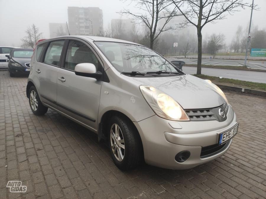 Grey Nissan Note 2009 in Vilnius, with an engine capacity of 1.60 L and mileage of 180 thousand km for 2850 €, photo 2 on AUTOMOTO.COM.LV