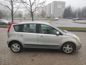 Grey Nissan Note 2009 in Vilnius, with an engine capacity of 1.60 L and mileage of 180 thousand km for 2850 €, photo 5 on AUTOMOTO.COM.LV