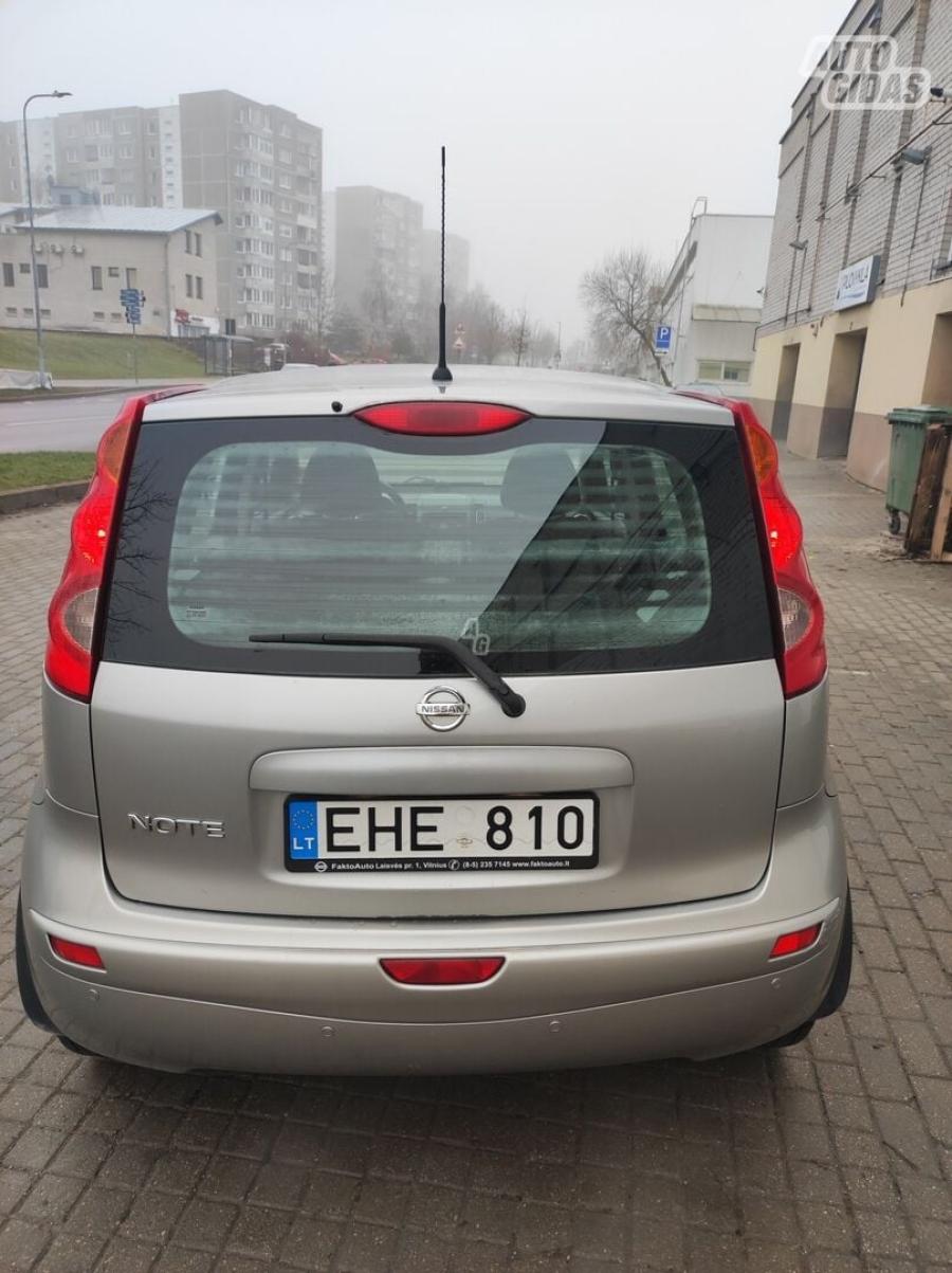 Grey Nissan Note 2009 in Vilnius, with an engine capacity of 1.60 L and mileage of 180 thousand km for 2850 €, photo 6 on AUTOMOTO.COM.LV