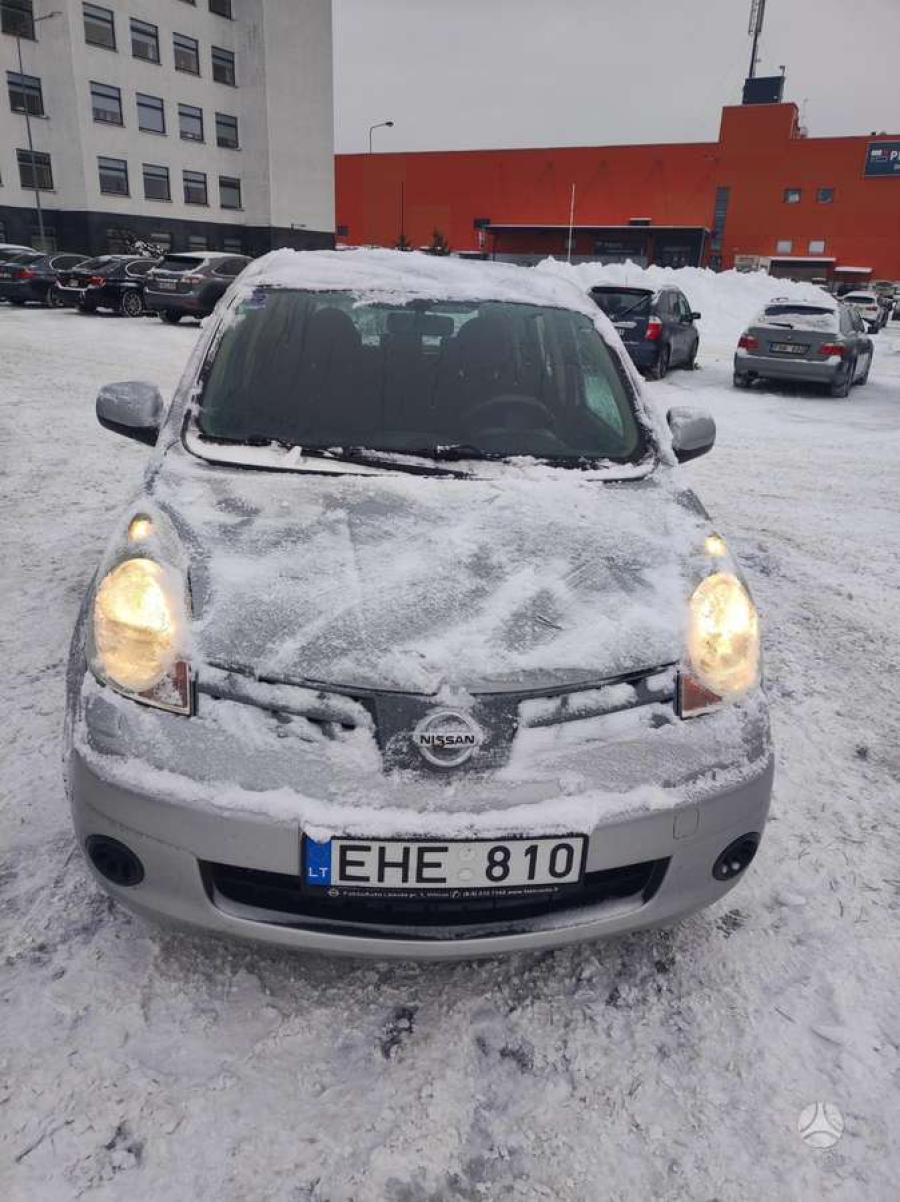 Grey Nissan Note 2009 in Vilnius, with an engine capacity of 1.60 L and mileage of 180 thousand km for 2850 €, photo 2 on AUTOMOTO.COM.LV