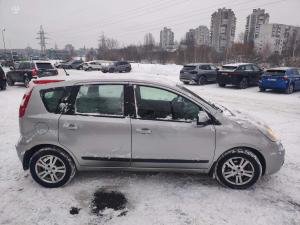 Grey Nissan Note 2009 in Vilnius, with an engine capacity of 1.60 L and mileage of 180 thousand km for 2850 €, photo 4 on AUTOMOTO.COM.LV