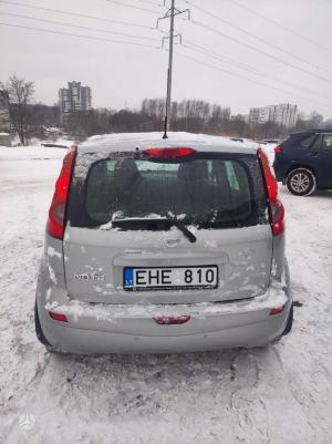 Grey Nissan Note 2009 in Vilnius, with an engine capacity of 1.60 L and mileage of 180 thousand km for 2850 €, photo 6 on AUTOMOTO.COM.LV