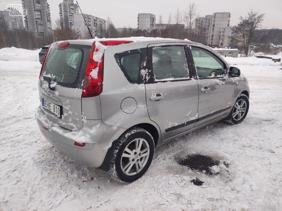 Grey Nissan Note 2009 in Vilnius, with an engine capacity of 1.60 L and mileage of 180 thousand km for 2850 €, photo 5 on AUTOMOTO.COM.LV