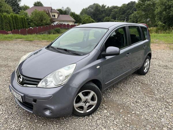 Pelēks Nissan Note 2009 Viļņa, ar dzinēja tilpumu 1.60 L un nobraukumu 230 tūkst. km par 3450 €, foto 1 vietnē AUTOMOTO.COM.LV