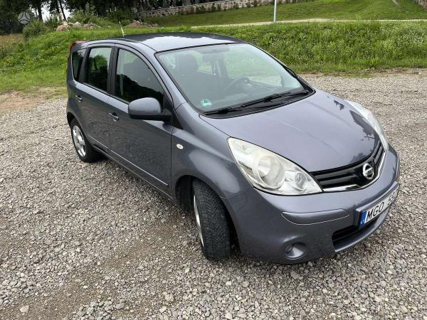 Pelēks Nissan Note 2009 Viļņa, ar dzinēja tilpumu 1.60 L un nobraukumu 230 tūkst. km par 3450 €, foto 4 vietnē AUTOMOTO.COM.LV