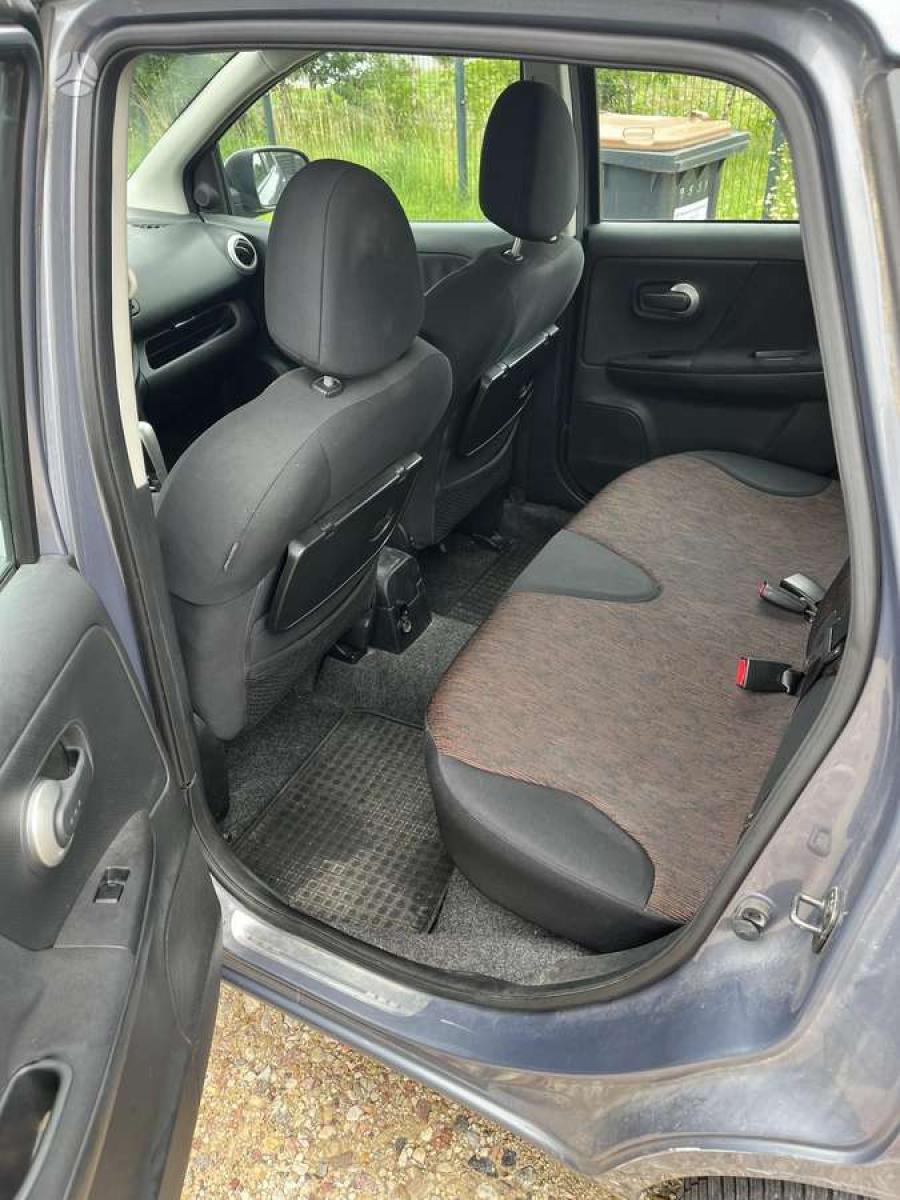 Grey Nissan Note 2009 in Vilnius, with an engine capacity of 1.60 L and mileage of 230 thousand km for 3450 €, photo 10 on AUTOMOTO.COM.LV