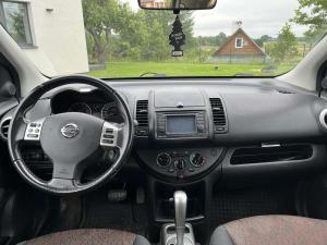Grey Nissan Note 2009 in Vilnius, with an engine capacity of 1.60 L and mileage of 230 thousand km for 3450 €, photo 12 on AUTOMOTO.COM.LV