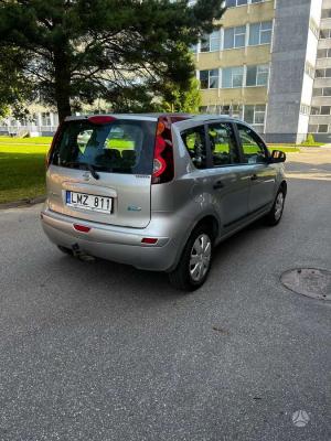 Grey Nissan Note 2009 in Vilnius, with an engine capacity of 1.46 L and mileage of 254 thousand km for 1350 €, photo 4 on AUTOMOTO.COM.LV
