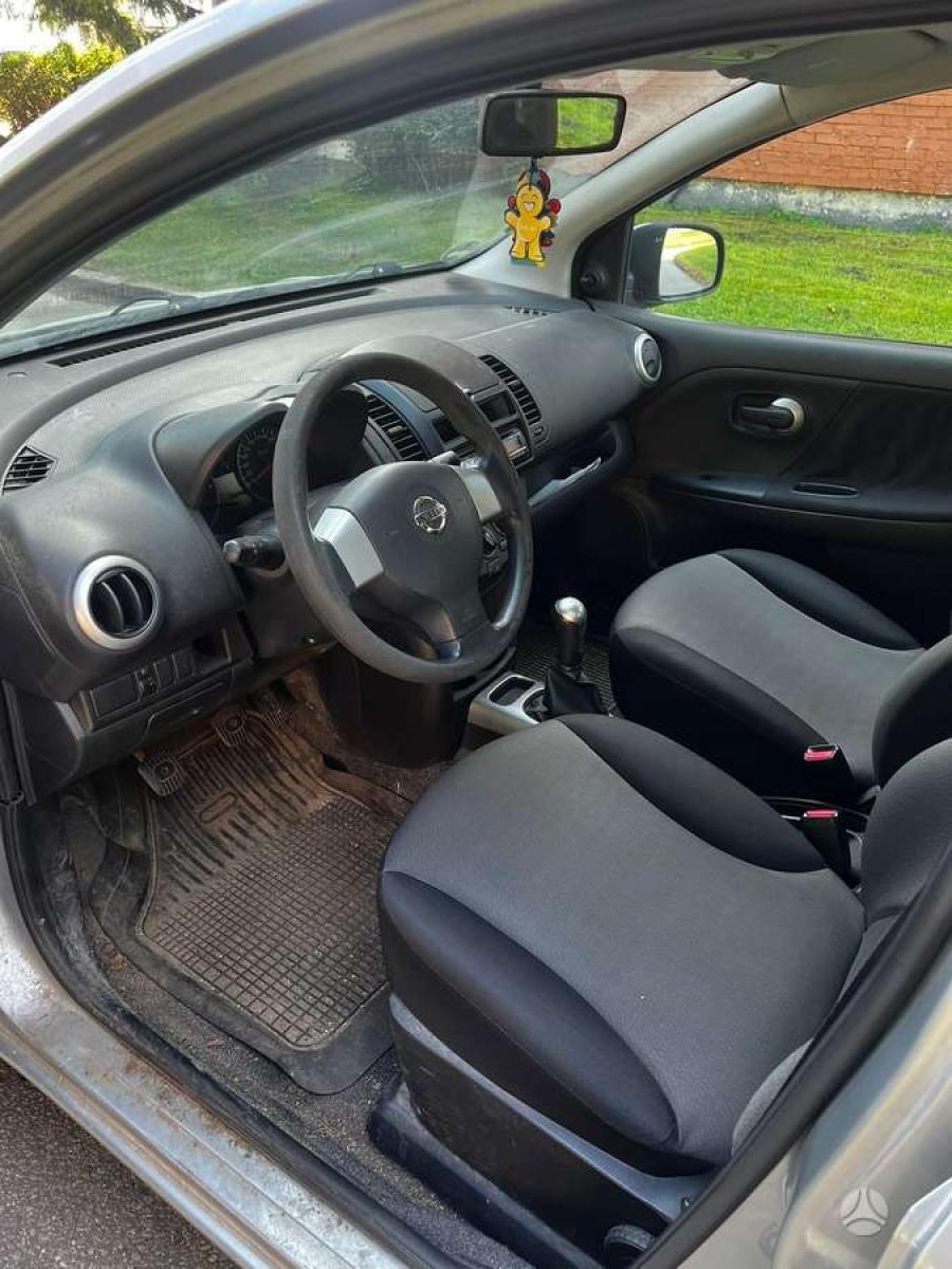 Grey Nissan Note 2009 in Vilnius, with an engine capacity of 1.46 L and mileage of 254 thousand km for 1350 €, photo 7 on AUTOMOTO.COM.LV
