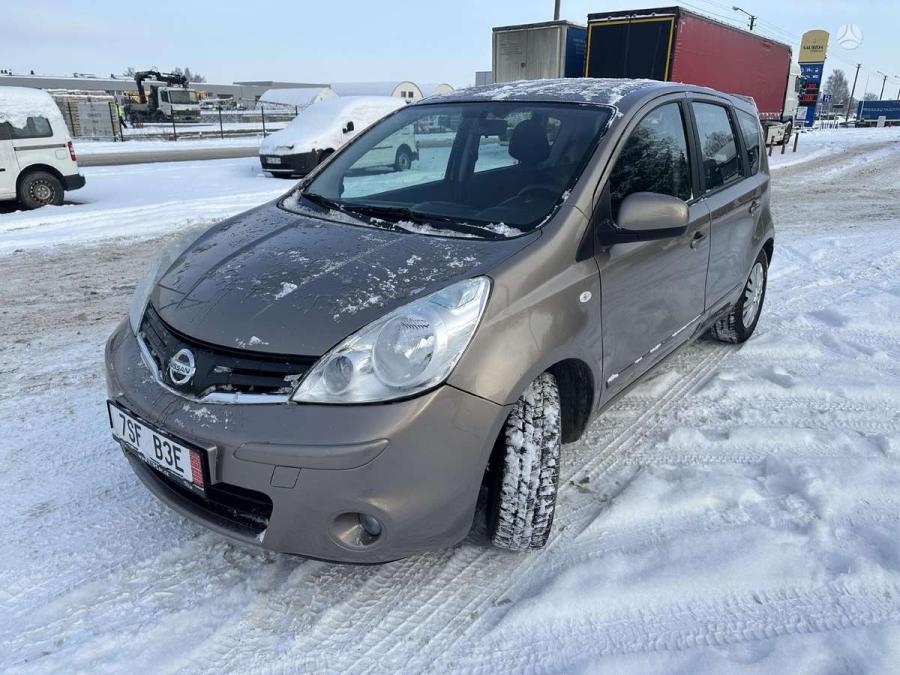 Grey Nissan Note 2010 in Marijampole, with an engine capacity of 1.39 L and mileage of 182 thousand km for 2200 €, photo 3 on AUTOMOTO.COM.LV