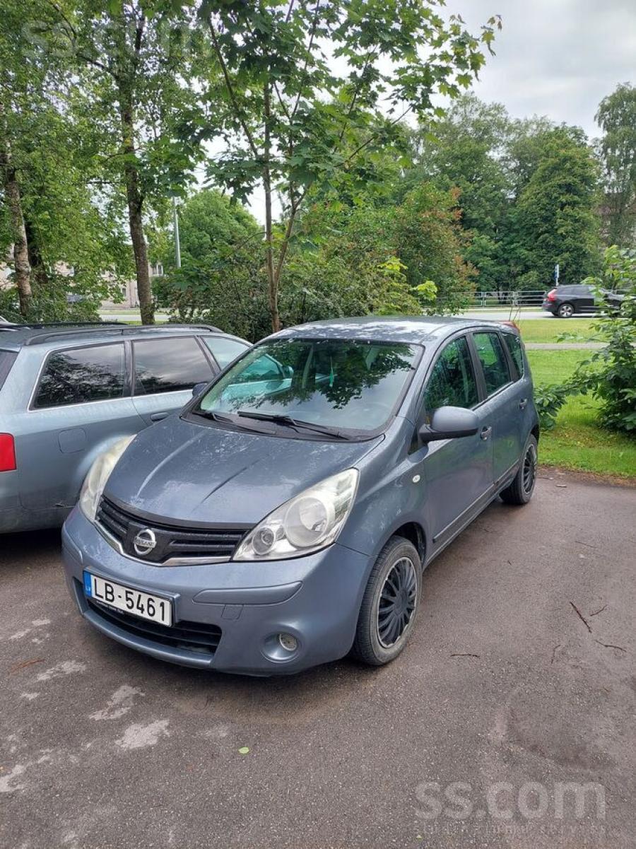 Pelēks Nissan Note 2010 Jūrmala, ar dzinēja tilpumu 1.40 L un nobraukumu 307 tūkst. km par 1300 €, foto 1 vietnē AUTOMOTO.COM.LV