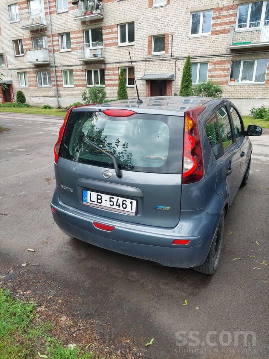 Pelēks Nissan Note 2010 Jūrmala, ar dzinēja tilpumu 1.40 L un nobraukumu 307 tūkst. km par 1300 €, foto 3 vietnē AUTOMOTO.COM.LV