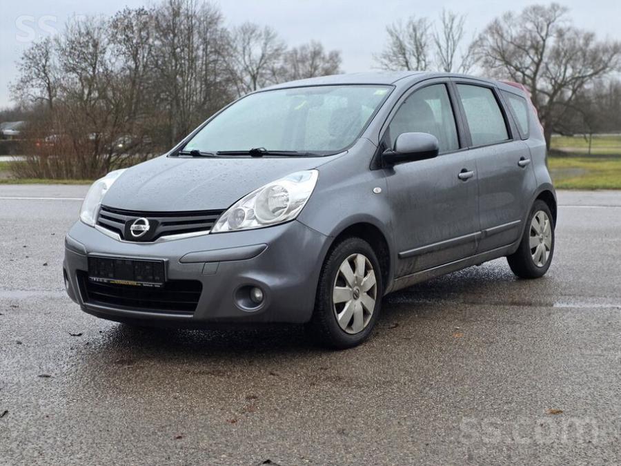 Pelēks Nissan Note 2011 Liepāja, ar dzinēja tilpumu 1.50 L un nobraukumu 177 tūkst. km par 3350 €, foto 2 vietnē AUTOMOTO.COM.LV