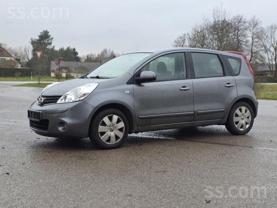 Pelēks Nissan Note 2011 Liepāja, ar dzinēja tilpumu 1.50 L un nobraukumu 177 tūkst. km par 3350 €, foto 3 vietnē AUTOMOTO.COM.LV