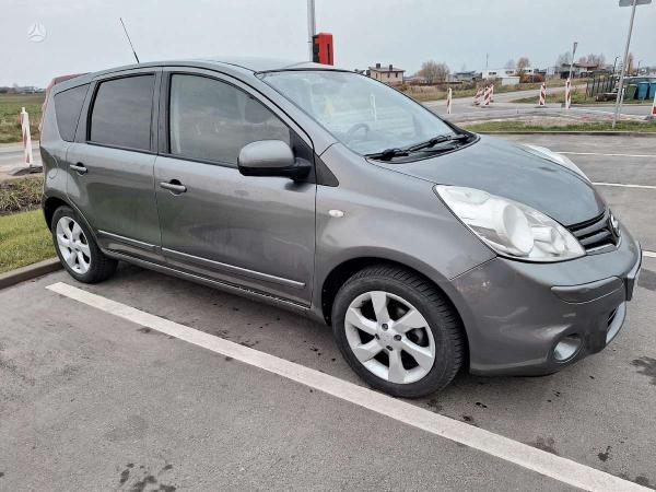 Grey Nissan Note 2011 in Kaunas, with an engine capacity of 1.39 L and mileage of 194 thousand km for 3099 €, photo 2 on AUTOMOTO.COM.LV