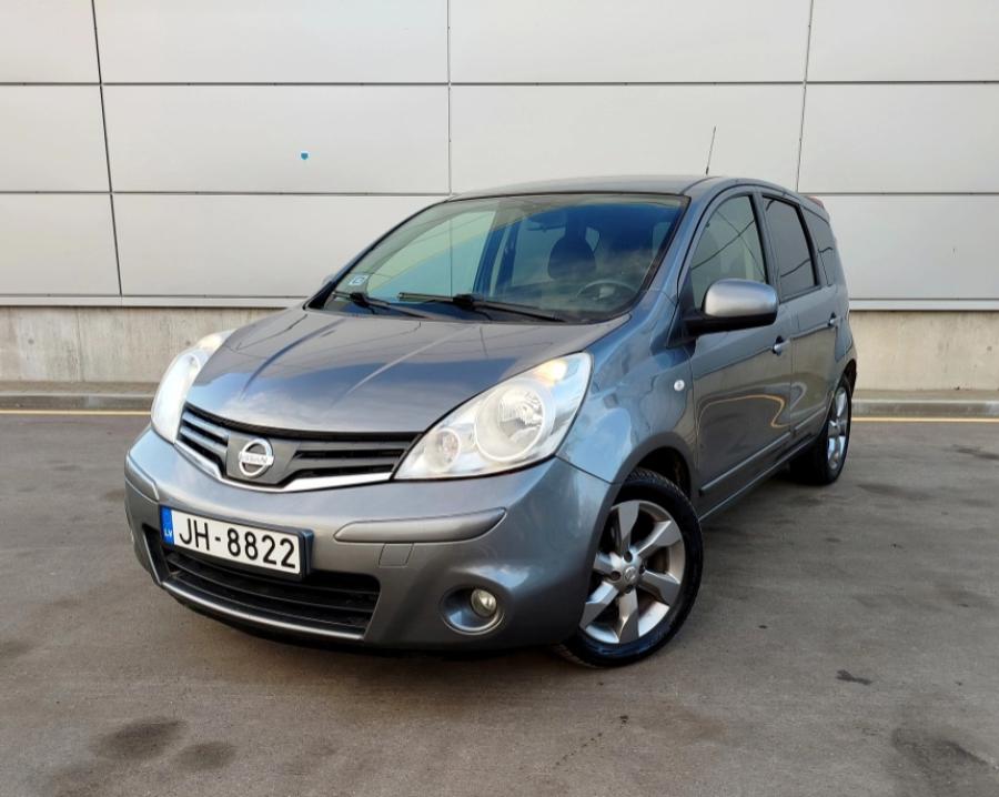Grey Nissan Note 2011 in Riga, with an engine capacity of 1.50 L and mileage of 193 thousand km for 3300 €, photo 1 on AUTOMOTO.COM.LV