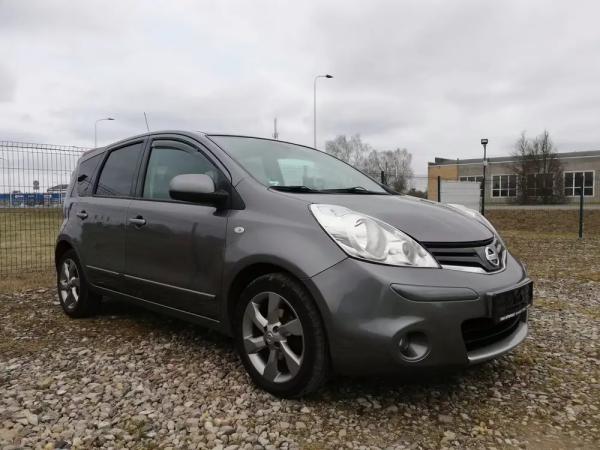 Pelēks Nissan Note 2011 Saldus, ar dzinēja tilpumu 1.50 L un nobraukumu 221 tūkst. km par 4400 €, foto 3 vietnē AUTOMOTO.COM.LV