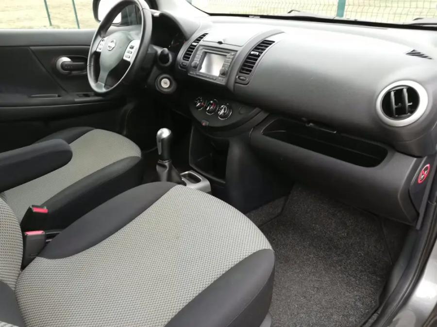 Grey Nissan Note 2011 in Saldus, with an engine capacity of 1.50 L and mileage of 221 thousand km for 4400 €, photo 7 on AUTOMOTO.COM.LV