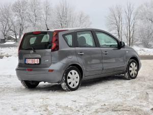 Grey Nissan Note 2011 in Grobiņa, with an engine capacity of 1.50 L and mileage of 177 thousand km for 3350 €, photo 9 on AUTOMOTO.COM.LV