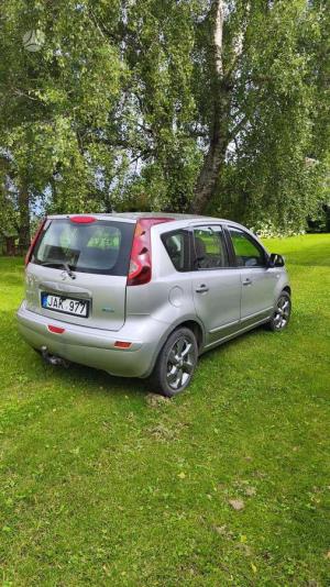 Grey Nissan Note 2011 in Moletai, with an engine capacity of 1.39 L and mileage of 140 thousand km for 2700 €, photo 5 on AUTOMOTO.COM.LV