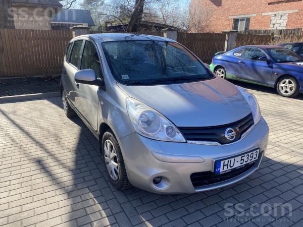 Grey Nissan Note 2011 in Riga, with an engine capacity of 1.40 L and mileage of 257 thousand km for 2300 €, photo 4 on AUTOMOTO.COM.LV