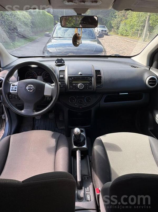Grey Nissan Note 2011 in Riga, with an engine capacity of 1.40 L and mileage of 257 thousand km for 2300 €, photo 8 on AUTOMOTO.COM.LV