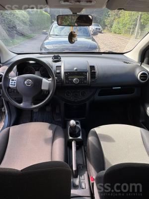 Grey Nissan Note 2011 in Riga, with an engine capacity of 1.40 L and mileage of 257 thousand km for 2300 €, photo 8 on AUTOMOTO.COM.LV